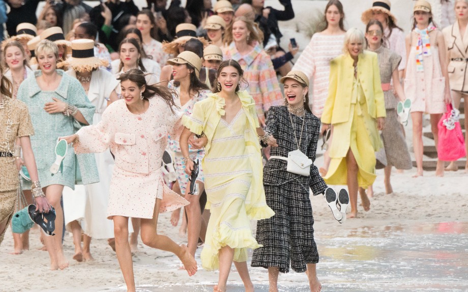 Nel 2019 la moda femminile italiana sfiora i 14 mld (+4,5%) - Intimo Retail